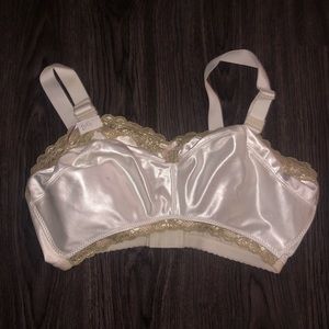 Jeunique - Poshmark